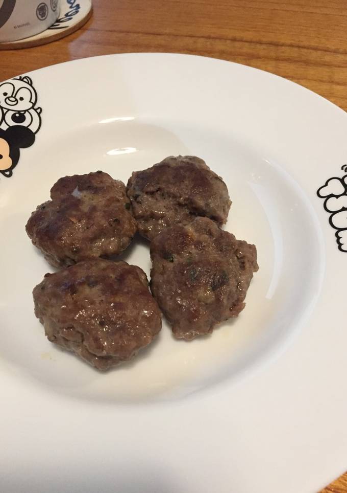 Resep Steak Daging Giling / Steak Simple / Steak Mini oleh Icha - Cookpad