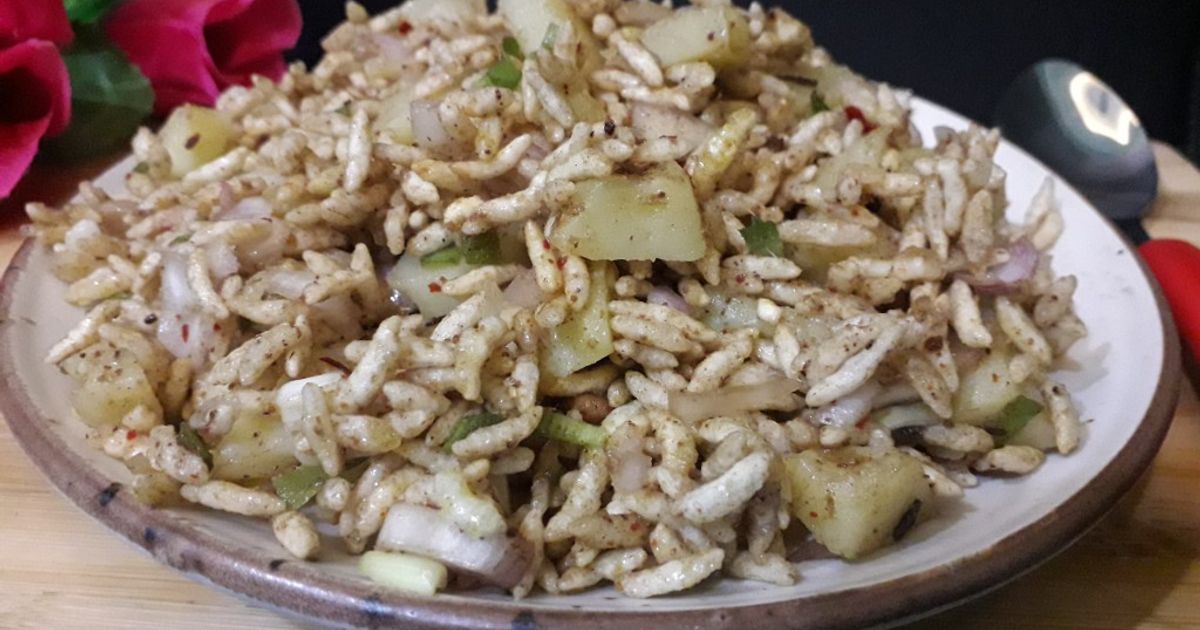 Alu Muri Very Tangy Snacks Recipe by Arachana ( Tanya) - Cookpad