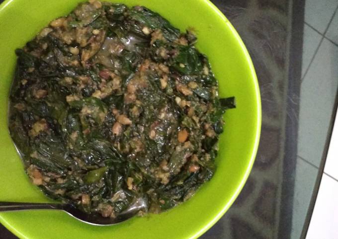 Resep Tumis Genjer Oncom oleh Sri Rahayu - Cookpad