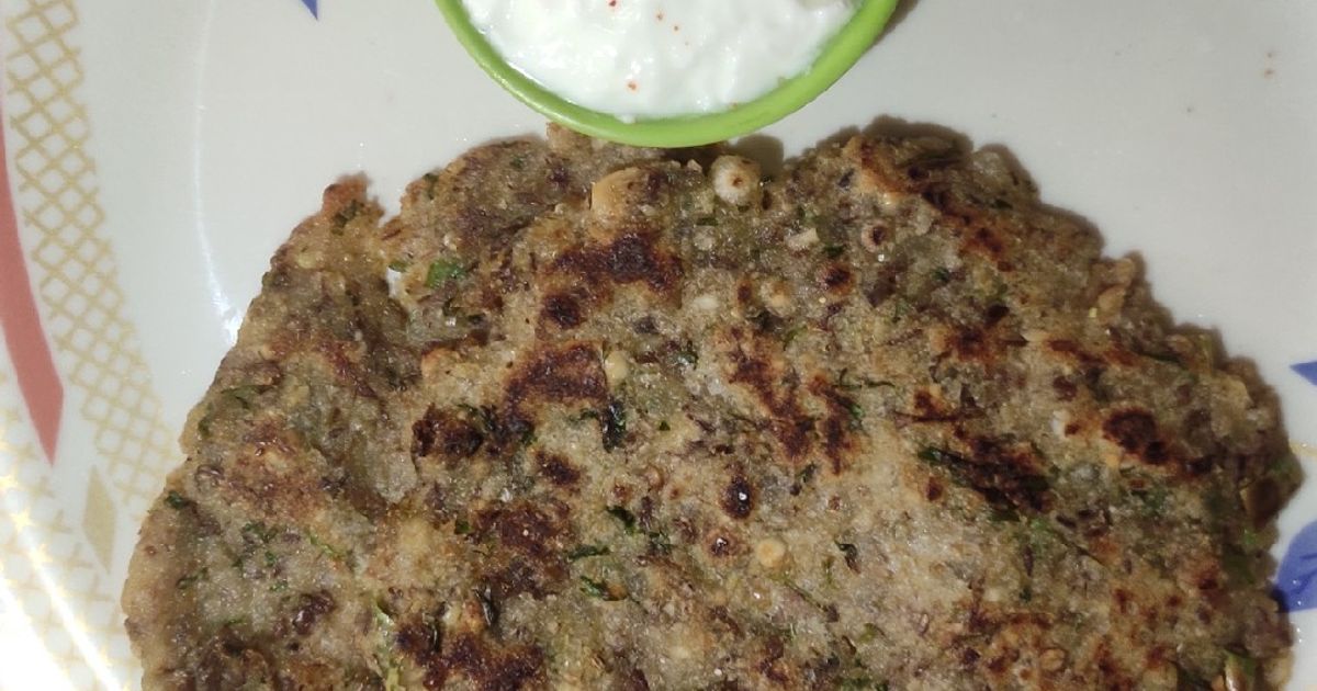 कच्च्या फणसाचे उपवासाचे थालीपीठ (Upwasache Fansache Thalipeeth Recipe ...