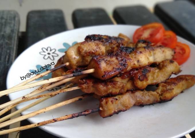 Resep Sate tuna dgn marinasi susu oleh Ayu DeLova (DelovaKitchen) - Cookpad