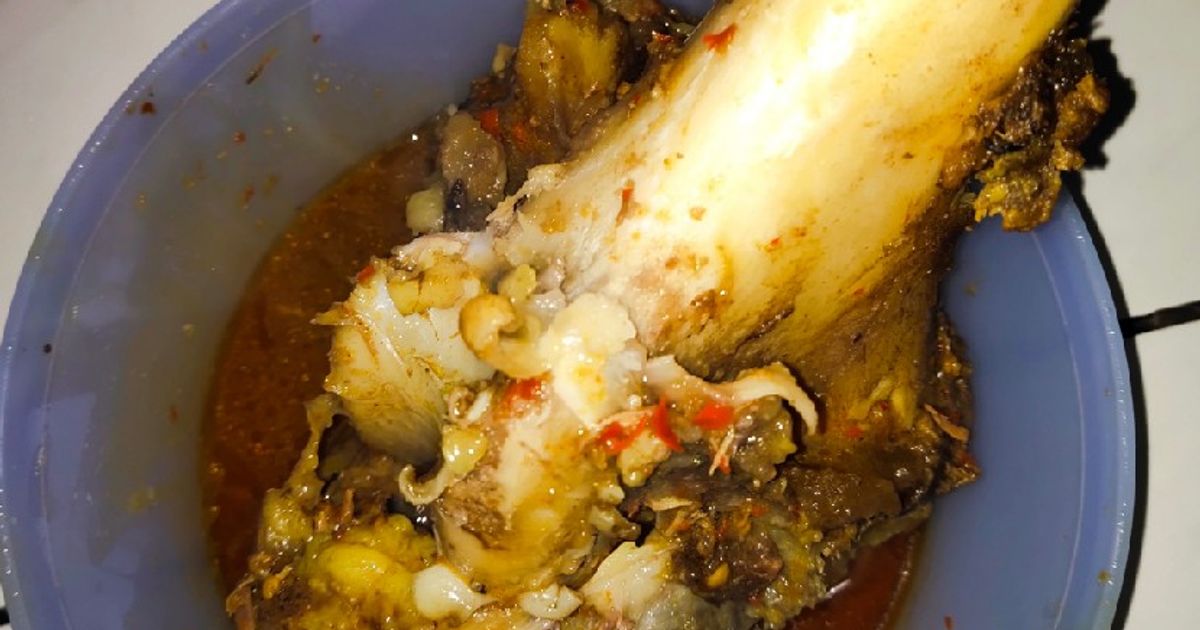 Resep Sumsum Tulangan Dengkul Bumbu Kuning oleh Cooking Mom - Cookpad