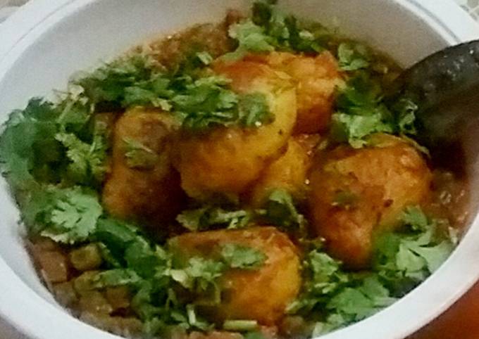 Dum Aloo Recipe by StutIshika - Cookpad