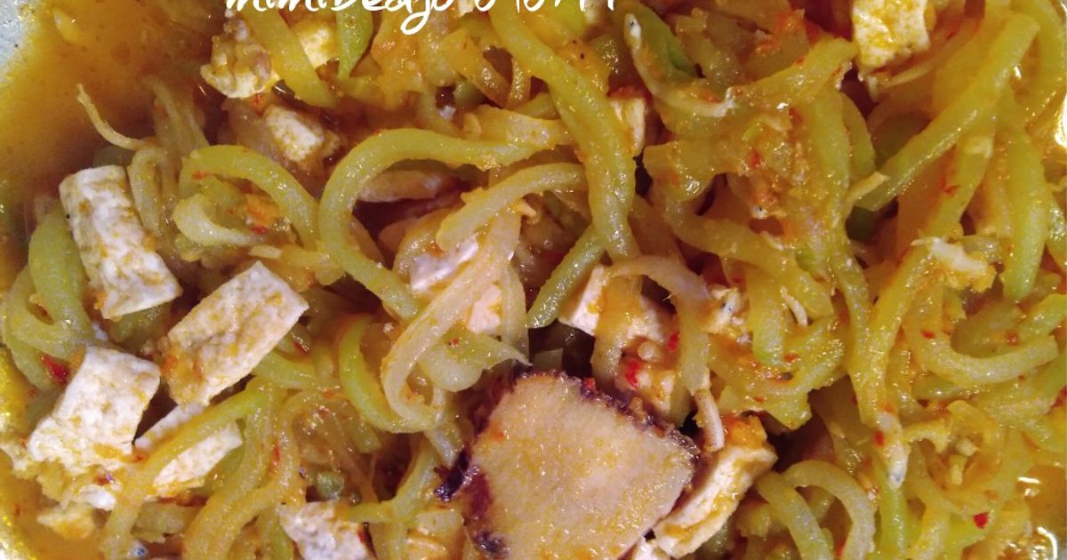 Resep Oseng Labu Siam Teri Pedas oleh Ummi Raharjo - Cookpad