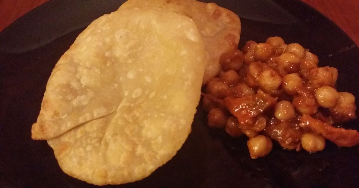 Chole Bhatura Recipe by Reshma Venugopal - Cookpad