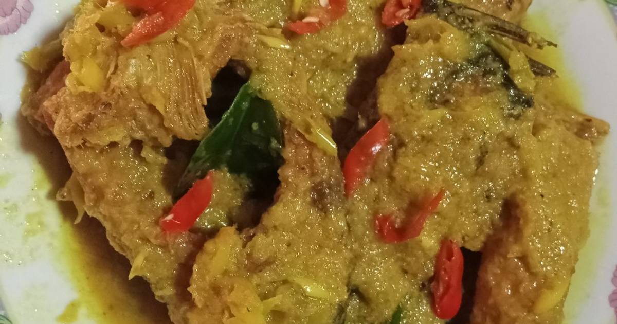 Resep Ikan mas bumbu kuning oleh raditya tanjung - Cookpad