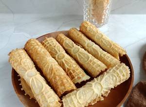 135 resep kue semprong paling enak enak dan mudah - Cookpad