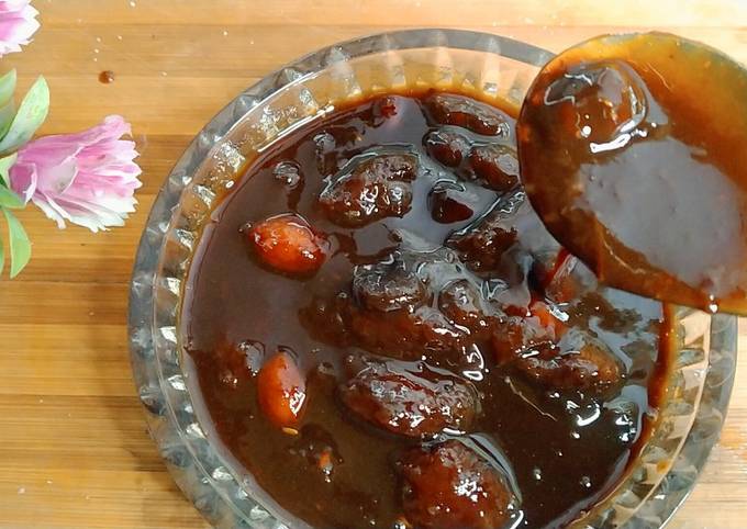 Imli Aloo bukhare Ki Chutney Recipe by Hira khan - Cookpad