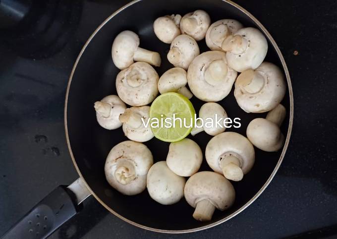 How to to keep your mushrooms fresh? Useful Tips Recipe by Vaishali ...