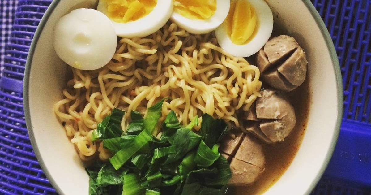 Resep Mie Rebus Spesial oleh Kemal Rahman - Cookpad