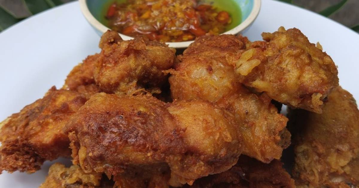 Resep Ayam goreng oleh Dhelly - Cookpad