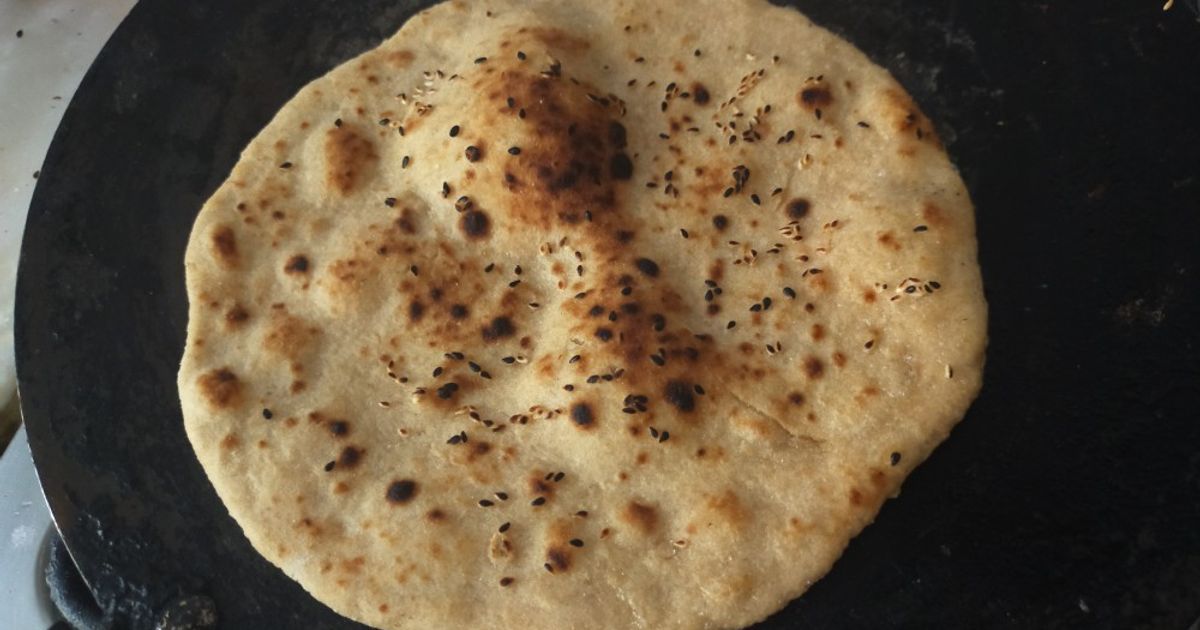 Whole Wheat (Laal Atta) Sesame Seeds Naan On Tawa Recipe by Sheeza ...