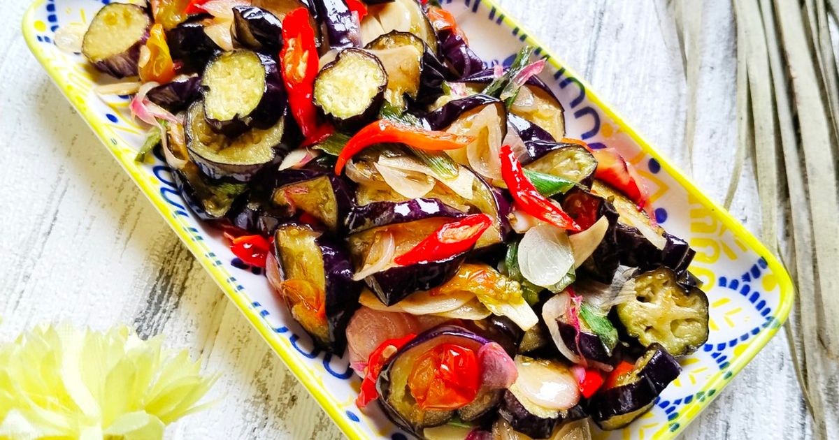 Resep Tumis Terong Cabe Tomat oleh KasMira - Cookpad
