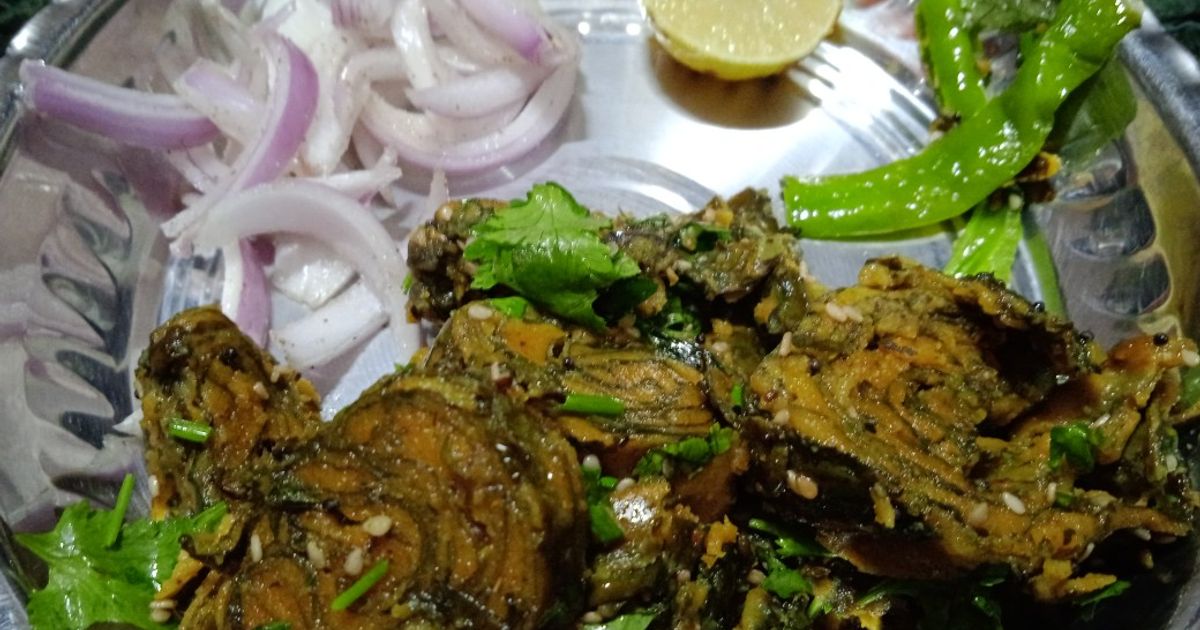 Daxa Pancholi દ્વારા રેસીપી અળવી ના પાન ના પાત્રા (Arvi Pan Patra ...