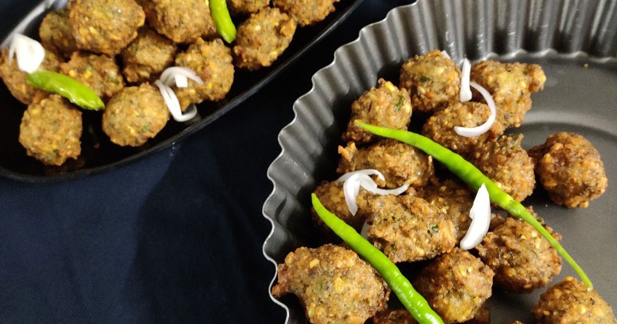Dalwada (Green Moong Dal Vada) Recipe by Unnati Desai - Cookpad