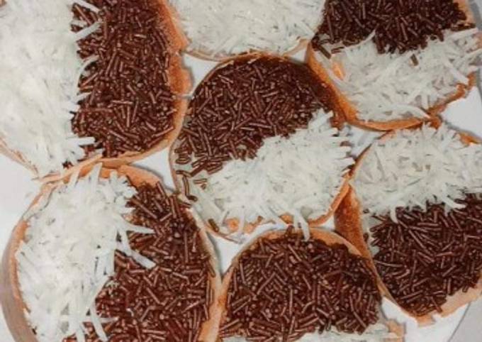 Resep Martabak manis mini oleh dapur mama keisha - Cookpad