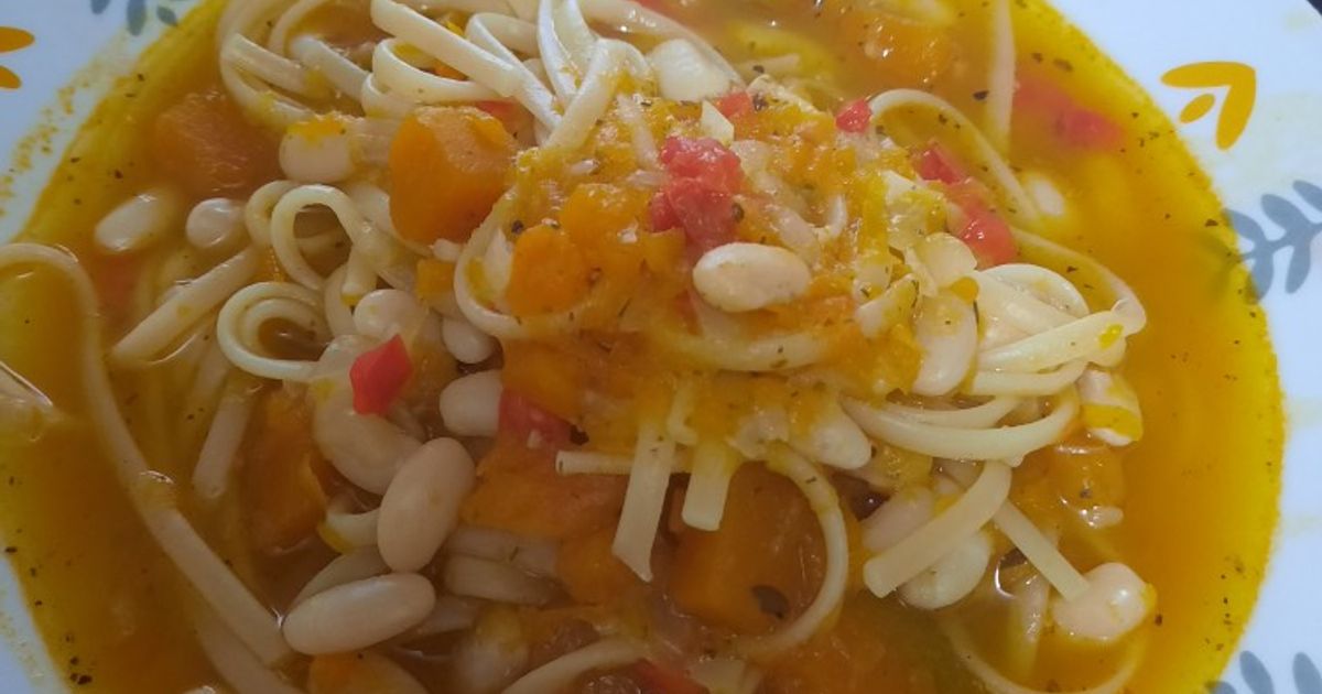 Porotos Con Riendas (Receta De Mamá) 🍲 Receta de Gabriela Concha - Cookpad