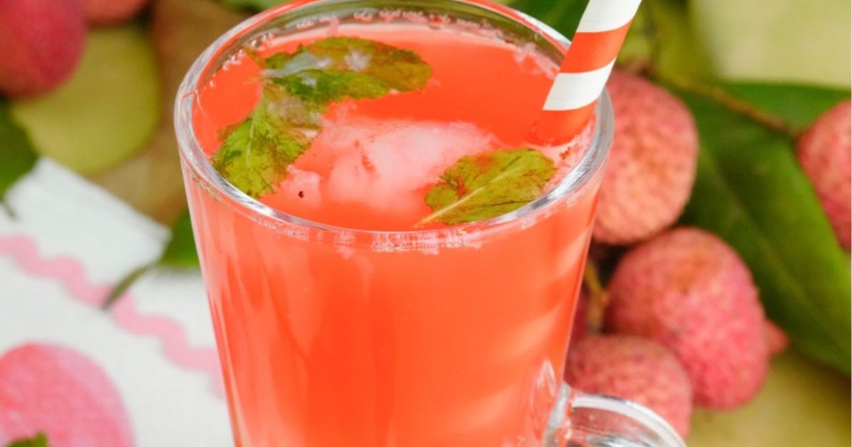Summer Drink : Lychee Strawberry Fizz Recipe By Mish