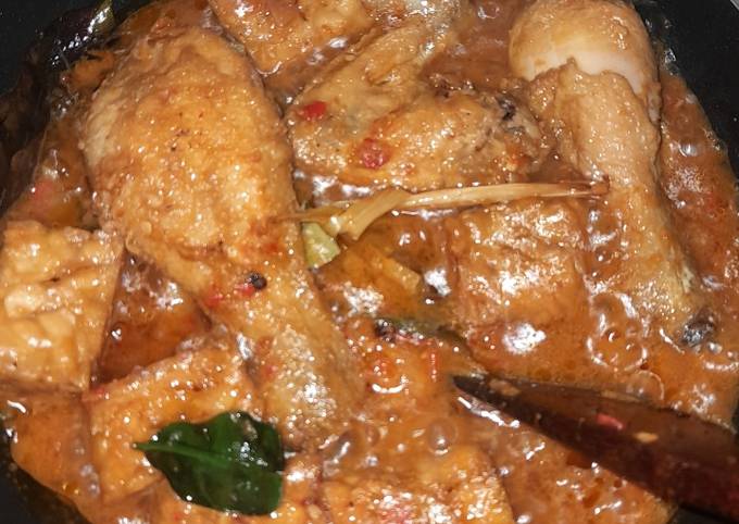 Resep Ayam Semur Bali oleh Bunda Izzam - Cookpad