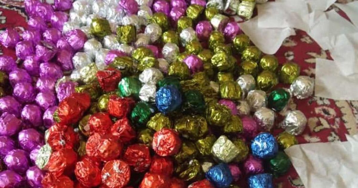 Chocolates Of Pan And Dry Fruits Recipe by Soni Cooking Classes - Cookpad