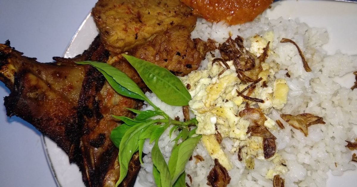 Resep Nasi Uduk Rice Cooker Ayam + Tempe Bacem oleh Linda🍱Alamee🍜💃🏿 ...