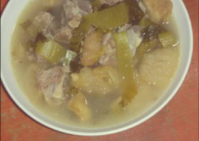 Resep Sop Iga Babi oleh Alang 黄 - Cookpad
