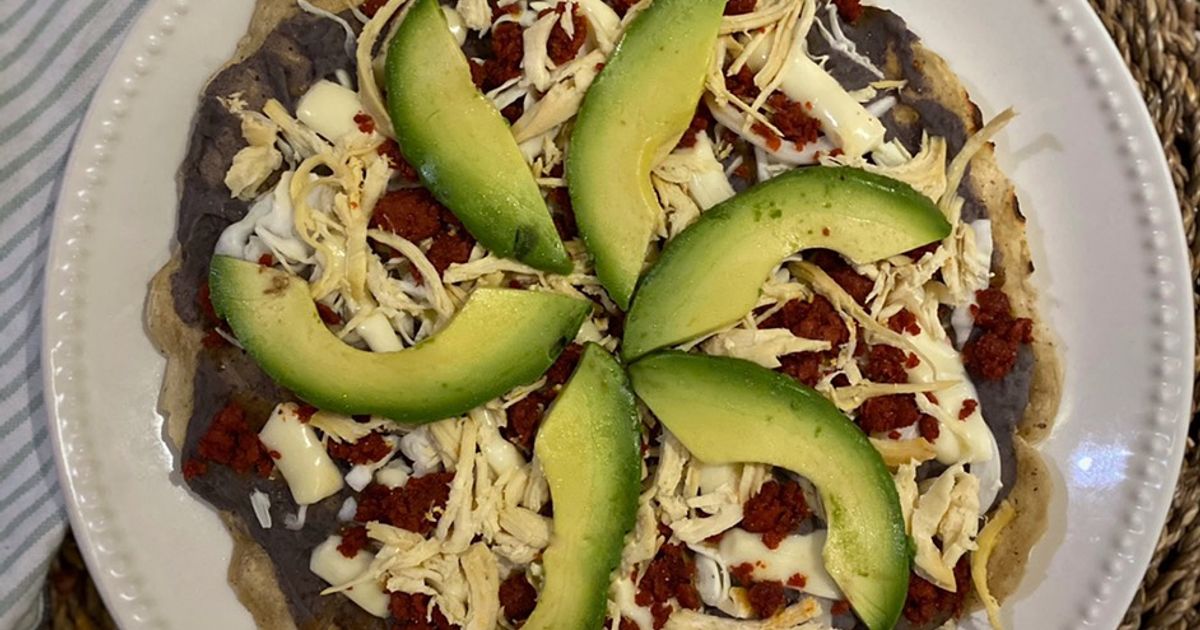 Tlayuda (Or Tlayudita 😂) Recipe By Poramoralhambre