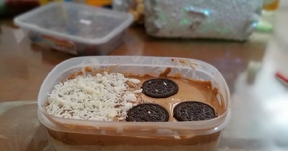 Resep Desert box dalgona oreo sari gandum oleh Naya - Cookpad