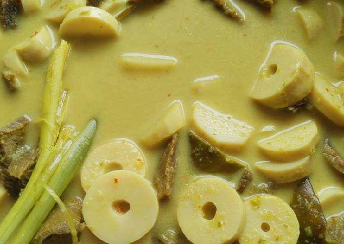 Resipi Daging masak lemak dan rebung oleh Aliya Syafiqah - Cookpad