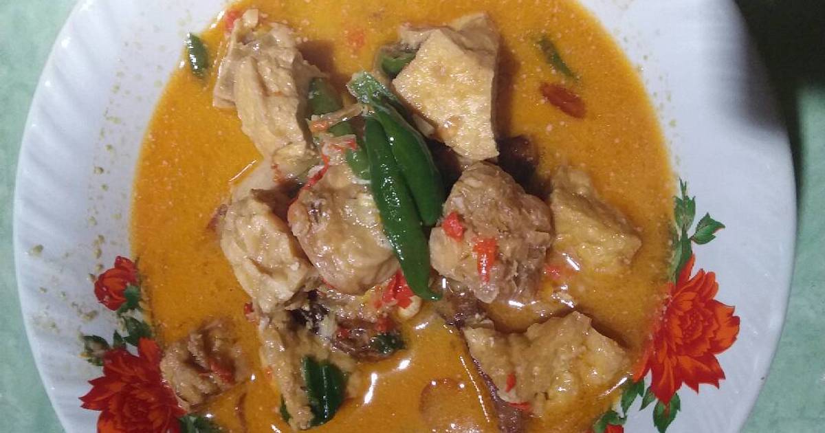 Resep Ikan cucut tahu tempe kuah santan oleh fajriyah_n.e - Cookpad