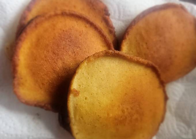 Hoe Cakes (Fried Cornbread) Recipe by jessica crain - Cookpad