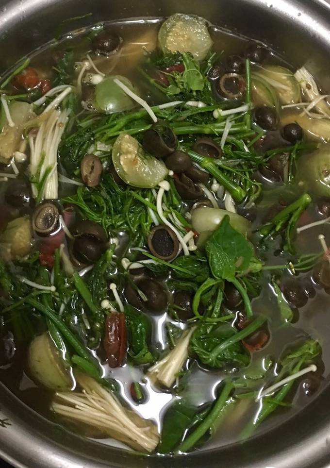 สูตร แกงอ่อมเห็ดเผาะผักรวม โดย Gift_Gift - Cookpad