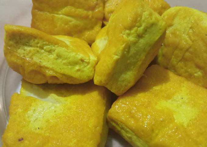 Resep Tahu kuning goreng bumbu halawa garam oleh Anisa - Cookpad