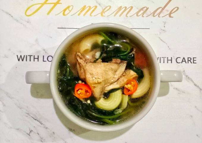 Resep Sup Ayam Bayam oleh fransiska arie - Cookpad