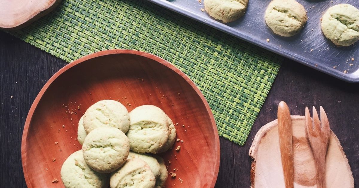 Resep Sagu Keju Pandan Matcha 🍵🍵🍵 oleh Christine Triyana Djiono - Cookpad