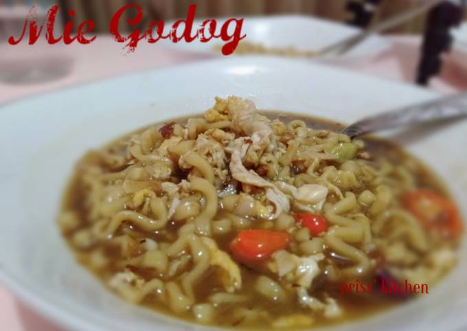 Resep Mie Godog oleh Venty Priss (Priss' Kitchen) - Cookpad