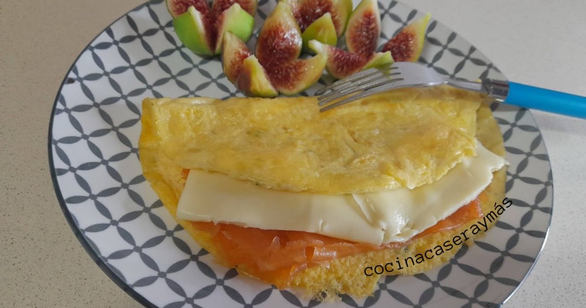 Tortilla Francesa Rellena Con Salmón Receta de M.E.T.R. (MªElena)- Cookpad