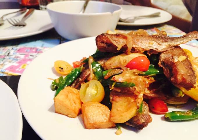 Resep Ikan cabe ijo oleh anandra - Cookpad