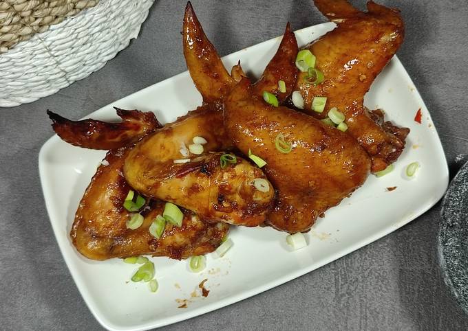 Resep Spicy chicken wings oleh Bunda Misyauqina - Cookpad