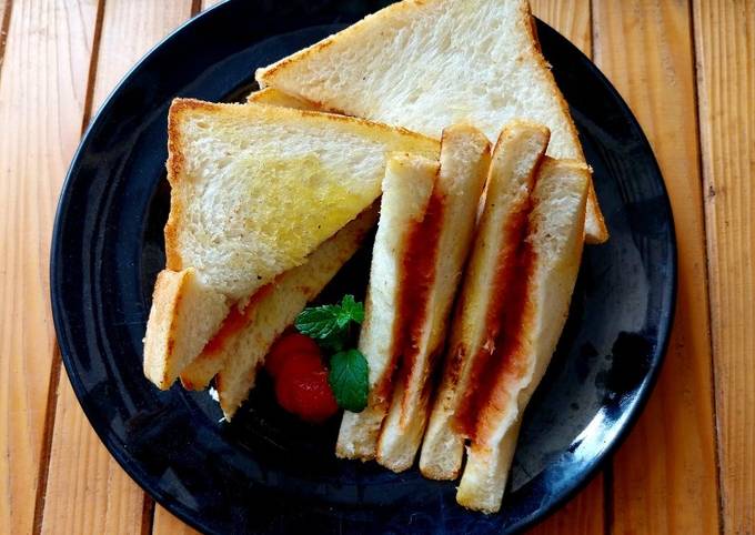 Resep Roti Bakar Coklat Strawberry Oleh Ria Mamanya Tata Cookpad