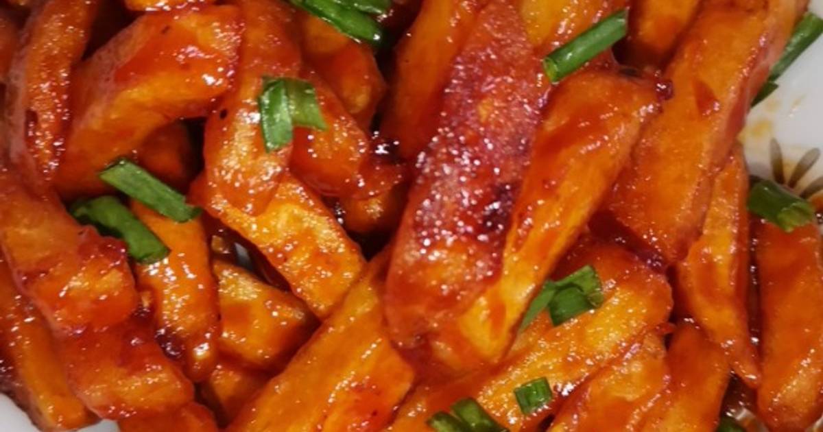 Saucy n spicy fries Recipe by Fary Feroz - Cookpad