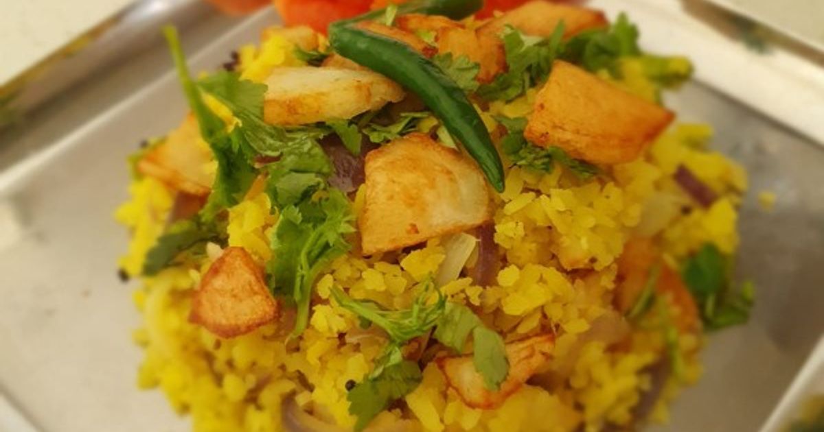 Kanda Batata Poha Recipe by Nikita Jain - Cookpad