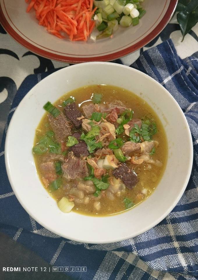 Resep Soto Daging (Soto Mie Daging) oleh Widjie Astuti - Cookpad