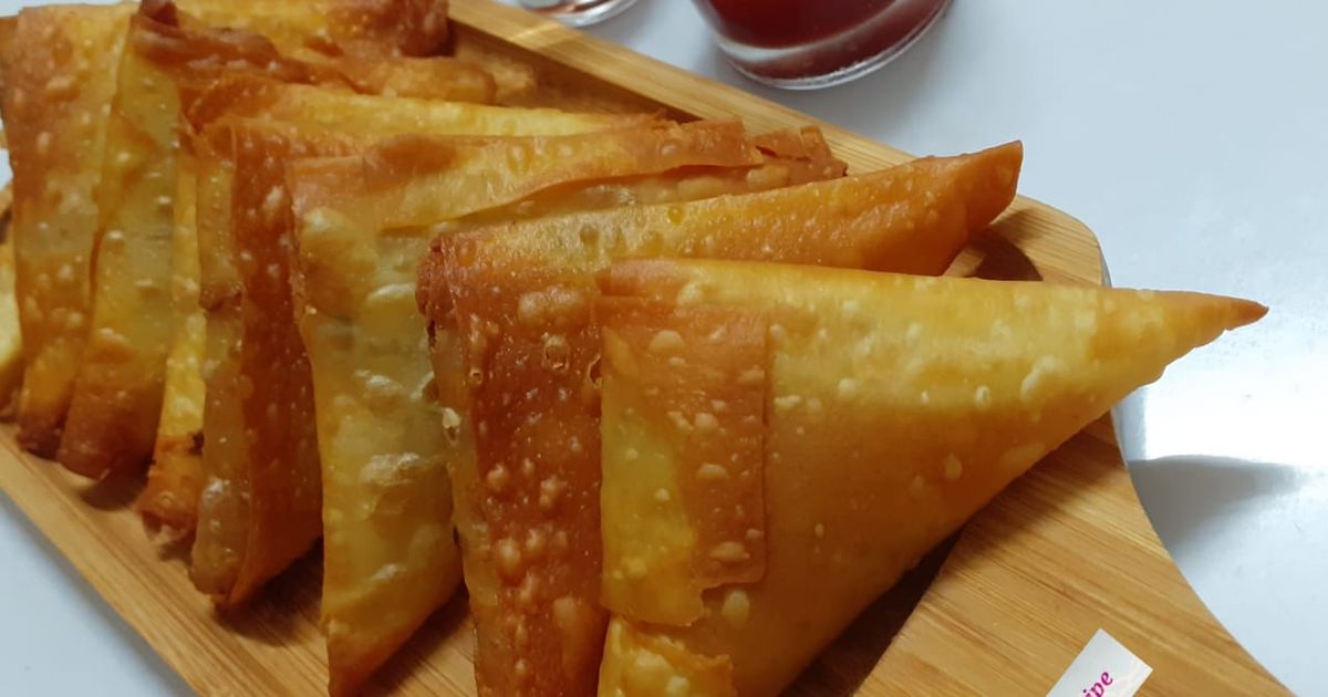Chinese Samosa Recipe by Shikha Vijay - Cookpad
