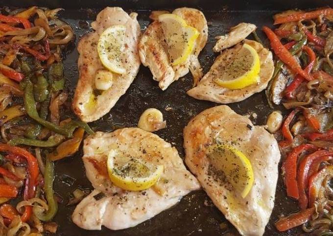 Bifes de pollo con verduras a la plancha! 😍😍 Receta de Lucas Roy Cores- Cookpad