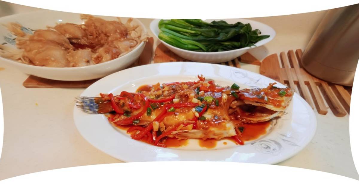 Resep Ikan goreng saos tomat paprika oleh Echayoumi - Cookpad