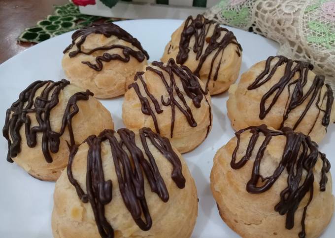 Resep Sus dan Eclair vla vanila oleh Nunik Unik - Cookpad