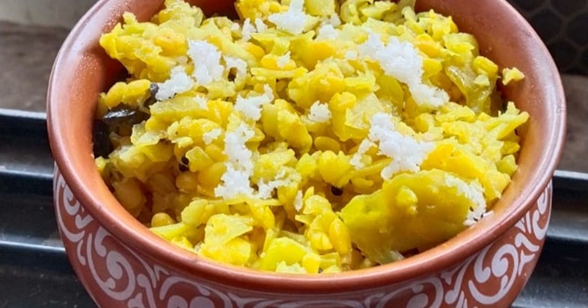 Cabbage Moongdaal Sabji Recipe by Preeti V. Salvi - Cookpad