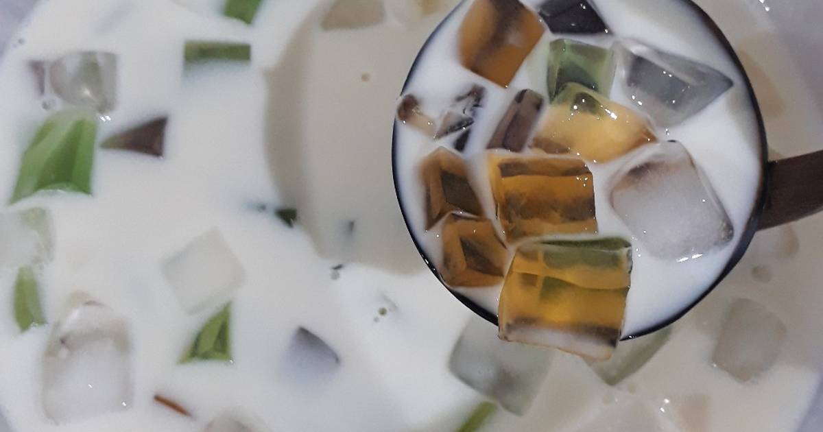 Resep Es Jelly Susu oleh FaiFai - Cookpad