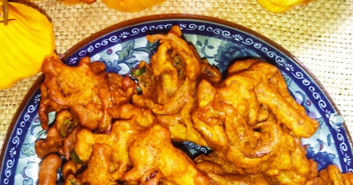 Crispy Crunchy Pakoray Recipe by Bushra Mazhar - Cookpad